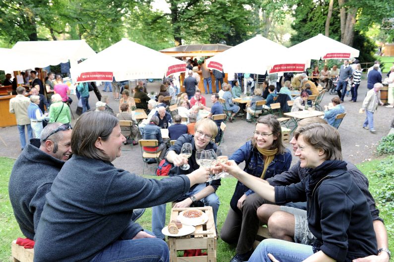 Heute beginnt der Mainzer Weinmarkt - Entspannt Wein genießen unter ...