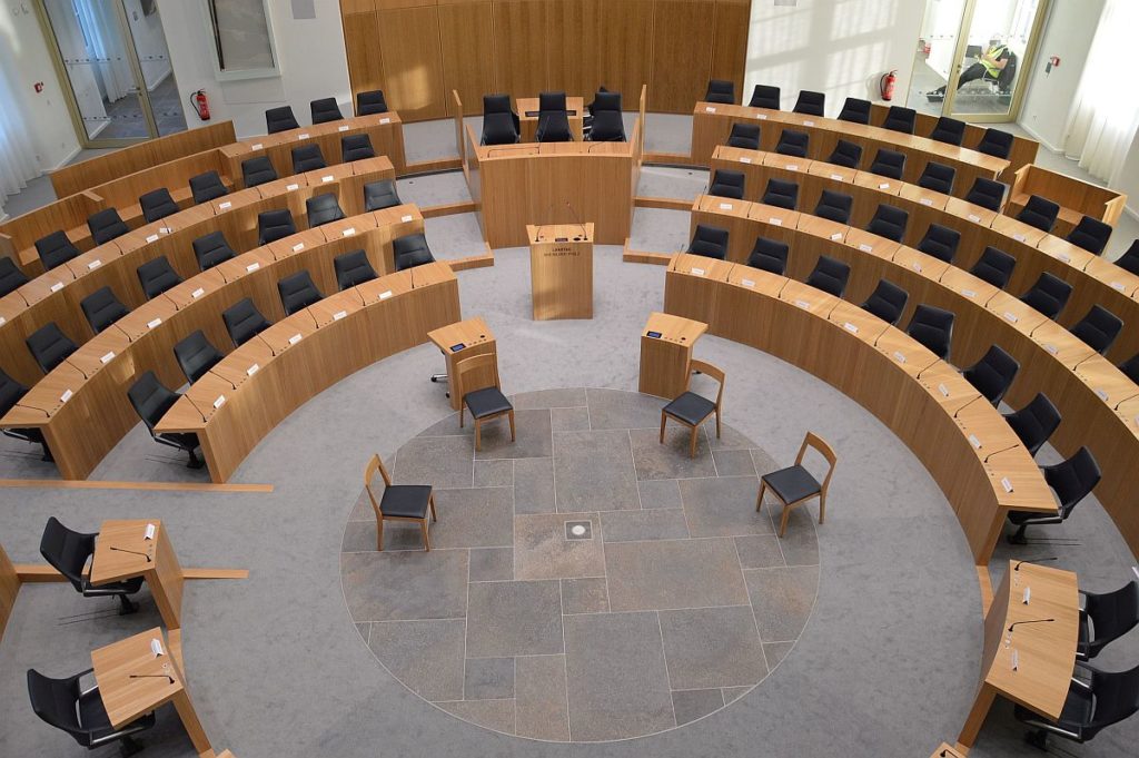Homecoming: Landtag RLP zurück im Deutschhaus - 300 Jahre altes Palais ...