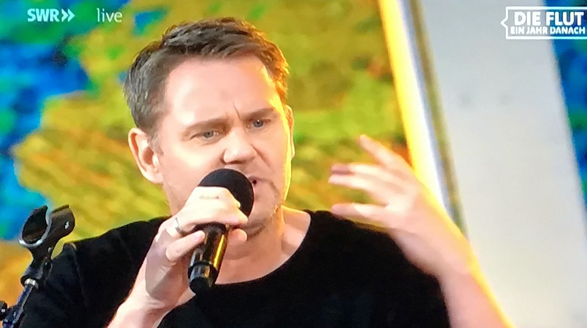 Eine Entschuldigung für das Ahrtal? - Andy Neumann und sein neues Buch ...